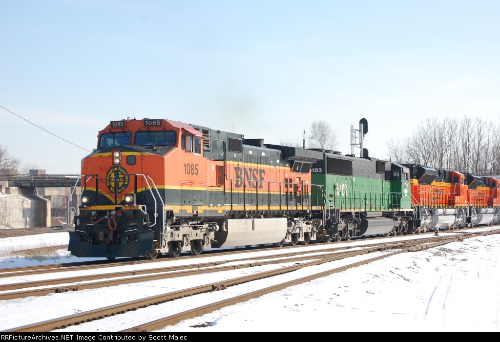 BNSF 1085